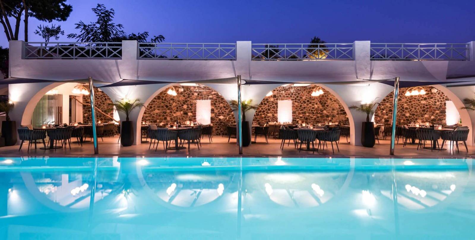 Kastelli Santorini Resort | 5 Star Kamari Hotel in Santorini